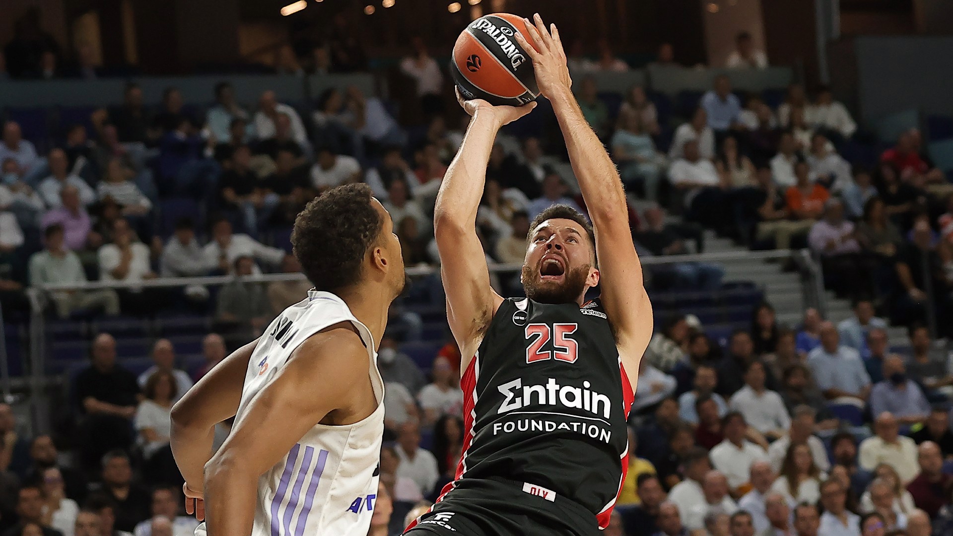 Alec Peters, Olympiakos ile sözleşme yeniledi | Mackolik.com